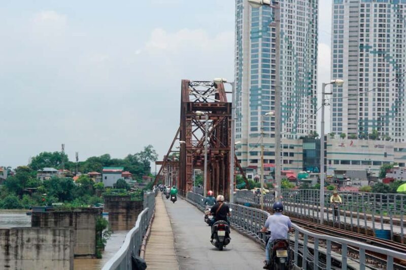 Hanoi: Private Old Quarter Walking Tour with Train Street - Key Points