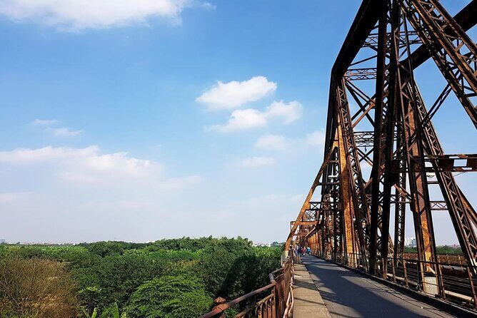 Hanoi Private Tour: Hoa Lo Relic, Train Street, All Highlights - The One Pillar Pagoda