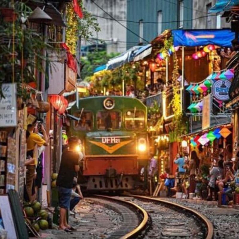 Hanoi: Railway Food Tour - Key Points