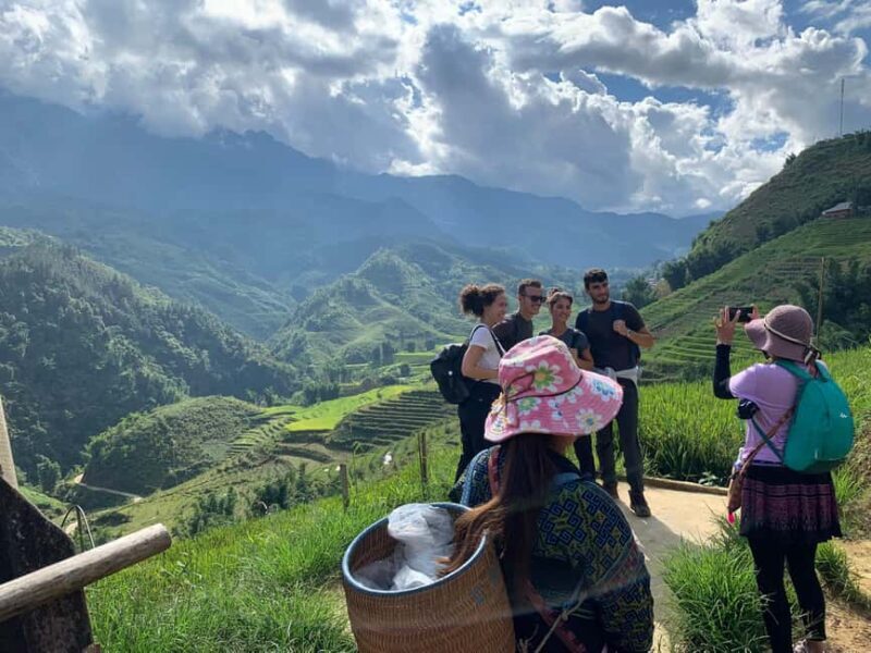 Hanoi: Sapa Trekking 2 Days 1 Night Transfer with Cabin Bus - Second Day: Trekking to Giang Ta Chai and Returning to Hanoi