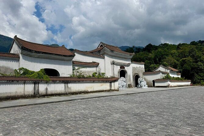 Hanoi: Spiritual Exploration of Yen Tu Mountain Private Tour - Authentic Experiences and Hidden Gems