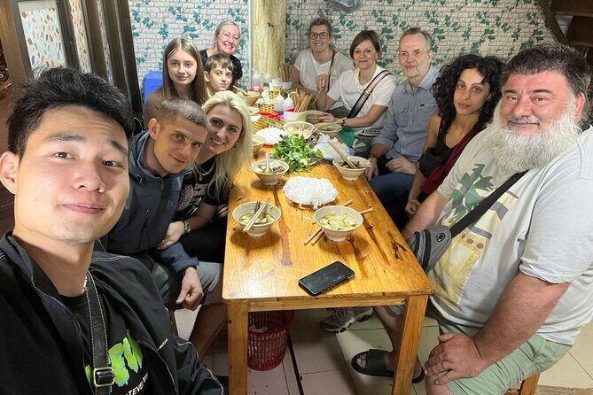 Hanoi Street Food by Walking Small Group Tour - The Experience of a Knowledgeable Guide