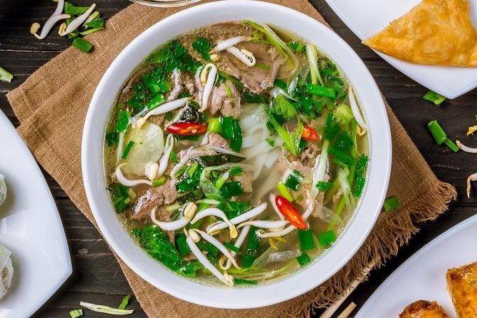 Hanoi street food tour with local expert guide - Who Is This Tour Best For?