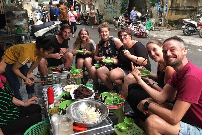 Hanoi Street Food Tour With Local Guide - Key Points