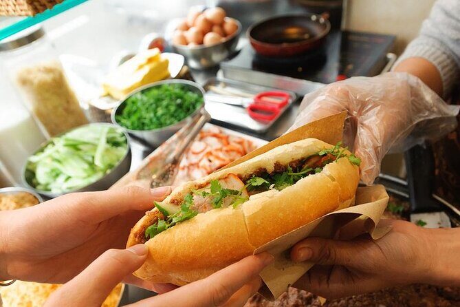 Hanoi Street Food Tour with Small Group and Expert Local Guide - Who Should Consider This Tour?