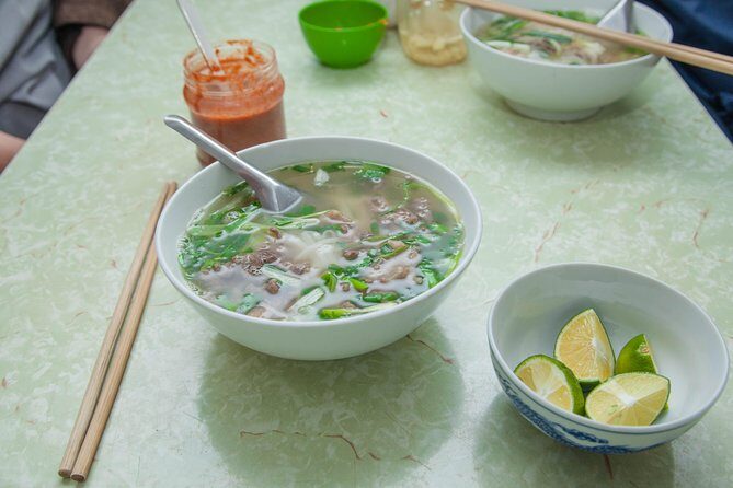 Hanoi Street Food Walking Tour and Water Puppet Show - Key Points