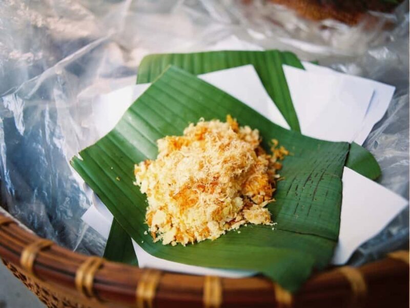 Hanoi: Street Food with Old Quarter Walking Tour Small Group - Key Points