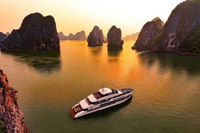 Hanoi to Ha Long Bay Premium Cruise with Buffet Lunch and Jacuzzi - Key Points