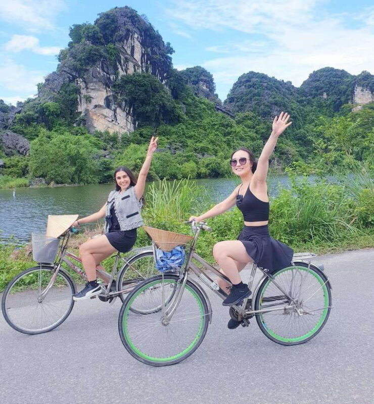 Hanoi: Trang An, Hoa L and Mua Cave 1-day Trip with Lunch - Introduction