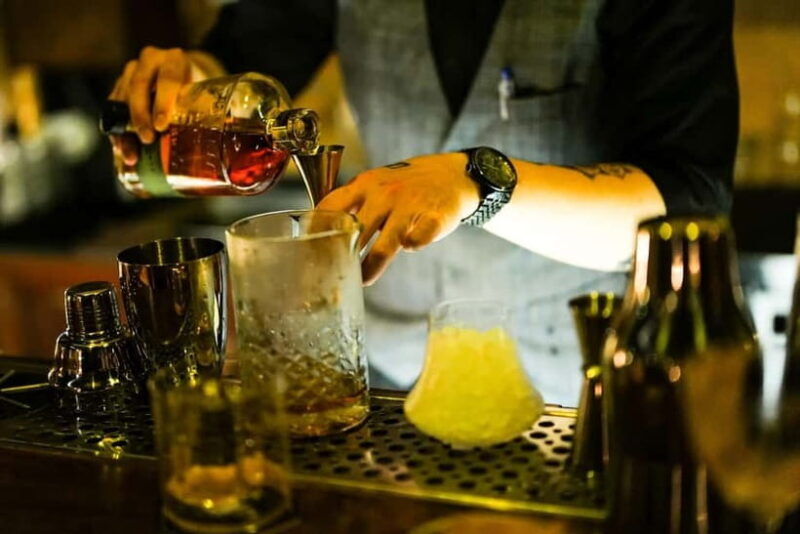 Hanoi Twilight Mixology: Speakeasy After Dark - Practical Tips for Travelers