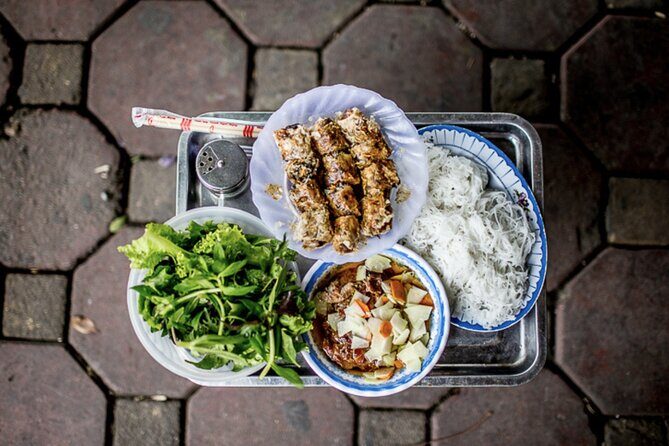 Hanoi Vegan Street Food Tour and Train Street - The Experience in Detail