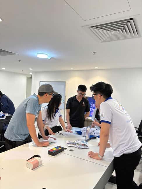 Hanoi: Vietnamese Students Culture Exchange Tour - The Experience in Detail