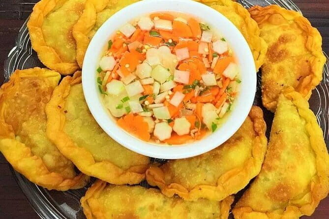 Hanoi Walking Food Tour Featuring Authentic Dishes - The Highlight: Passing Train Street