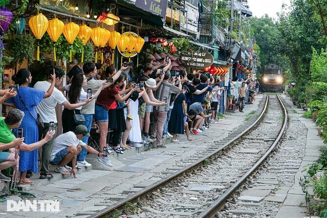 Hanoi Walking Street Food Tour with Train Street - An Authentic Taste of Hanoi’s Streets: A Journey for Food Lovers and Curious Travelers