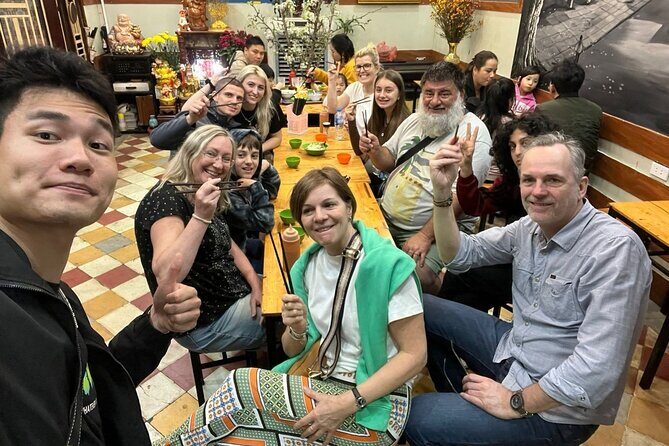 Hanoi Walking Street Foodie Tour by Night - Key Points
