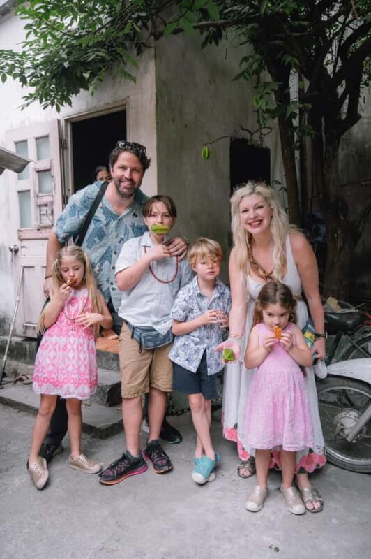 Hanoi: Whistle Kite Village or Hat Village & Incense Village - Optional: Train Street Drop-off