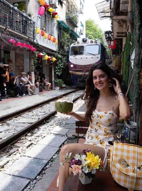 Hanois French Quarter Tour and Train Street - Key Points