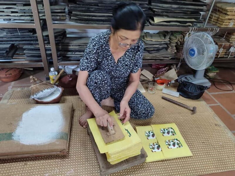 Hanois Heritage: Nom Ancient Village and Dong Ho Folk Art - Exploring Dong Ho Folk Painting Village