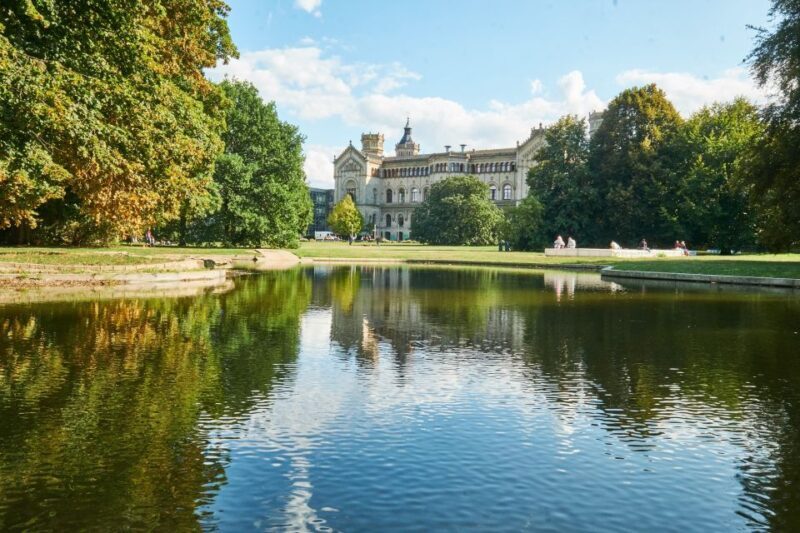 Hanover: Guided Walking Tour of the Nordstadt District - Who Should Take This Tour?