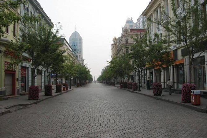 Harbin City Guided Tour to Zhongyang Street and Sophia Church - Saint Sophia Cathedral and Museum: A Glimpse of Russian Heritage
