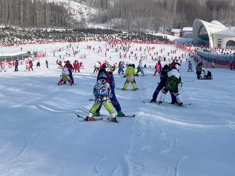 Harbin: Yabuli Ski Resort Day Trip with Horse-Drawn Sled - An Authentic Winter Wonderland in Northeast China