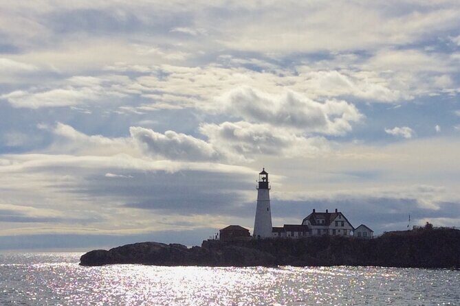 Harbor Lights and Sights Cruise - FAQ