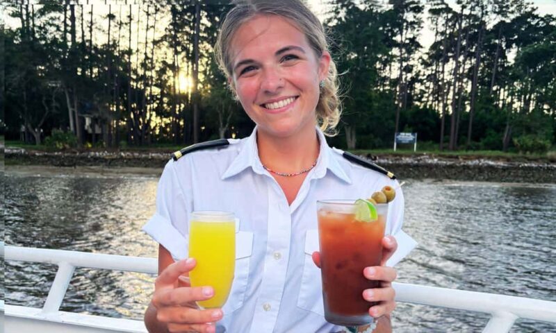 Harbour Town: Sunday Brunch Buffet Cruise - Key Points