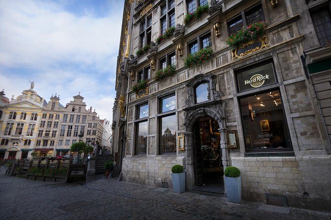Hard Rock Cafe Brussels with Set Lunch or Dinner - Key Points