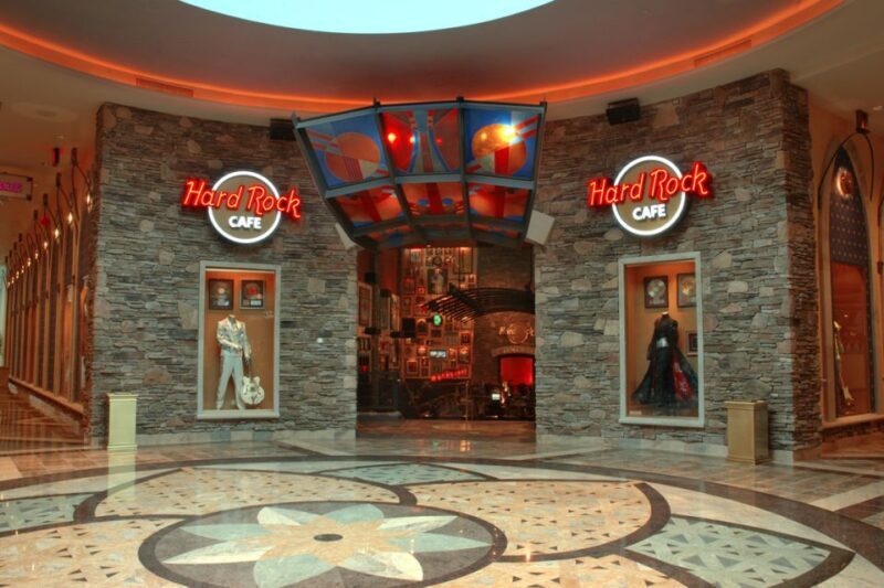 Hard Rock Cafe Foxwoods Resort, Connecticut - A Closer Look at the Experience