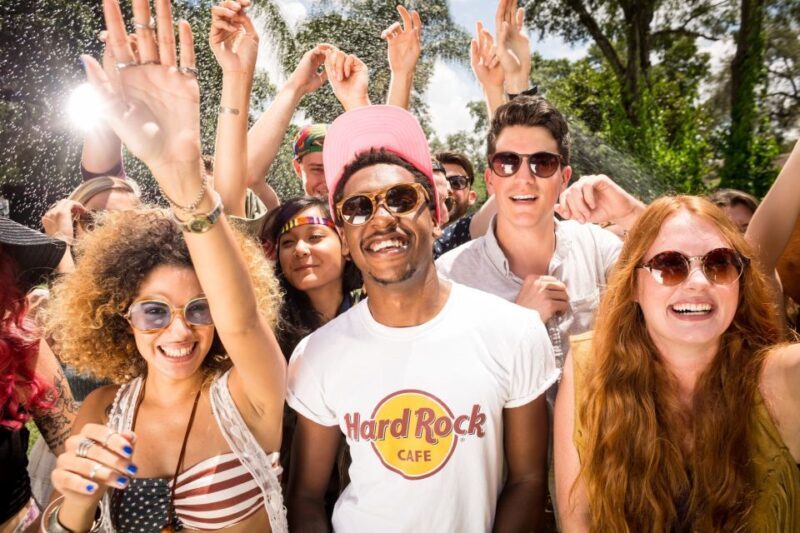 Hard Rock Cafe Meal: Niagara Falls, United States - A Detailed Look at the Experience