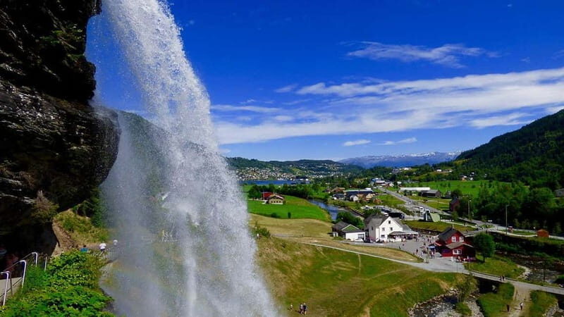 Hardangerfjord 4-Course Dinner with Cider Tasting - The Value of the Experience