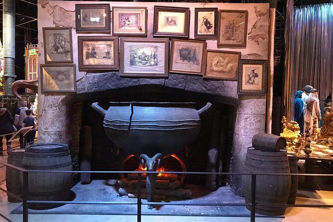 Harry Potter Studio Tickets and London Film Locations Guided Tour - Who Should Consider This Tour?