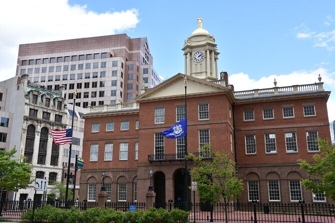 Hartford Historic Downtown GPS Self Guided Audio Walking Tour - Key Points