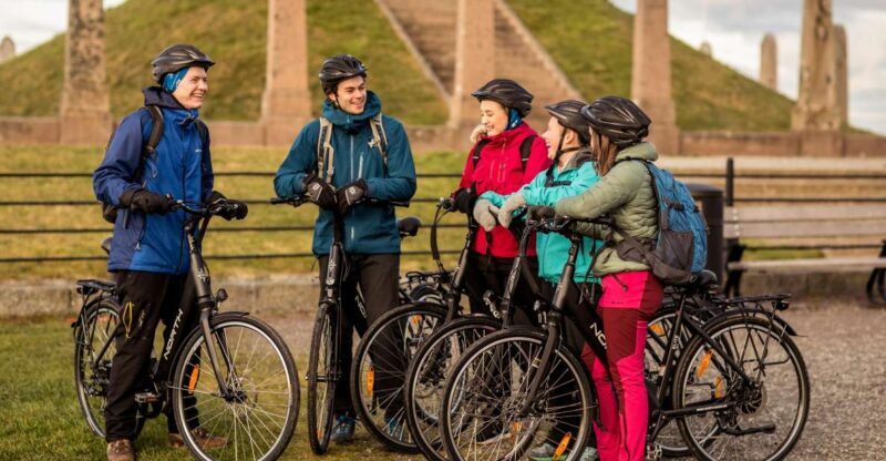 Haugesund: E-bike City Tour guided by the locals - The Experience from a Traveler’s Perspective
