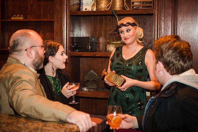 Haunted Chicago Booze and Boos Ghost Walking Tour - Bar Stops and Haunted Tales