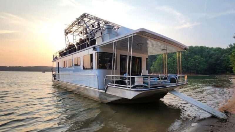 Haunted Lake Lanier Experience - Key Points