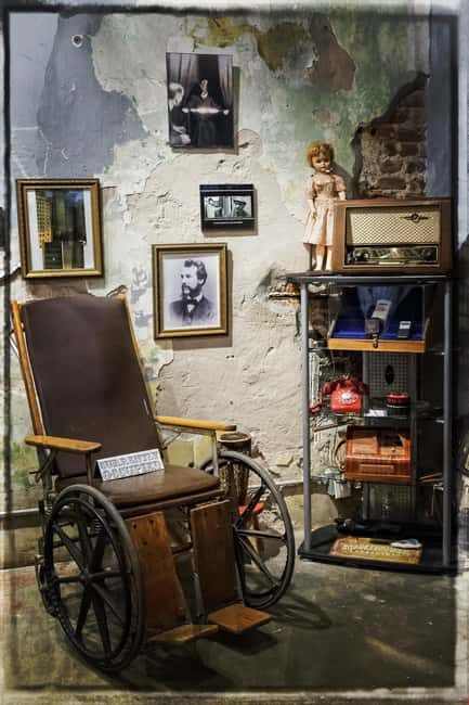 Haunted Museum: Tour | Psychic Reading | Voodoo Doll making - Additional Features and Extras