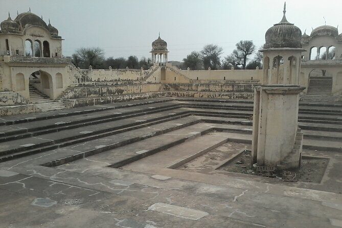 Haunted Place Bhangargh Fort And Abhaneri Step Well By Private Car Same Day Tour - FAQ