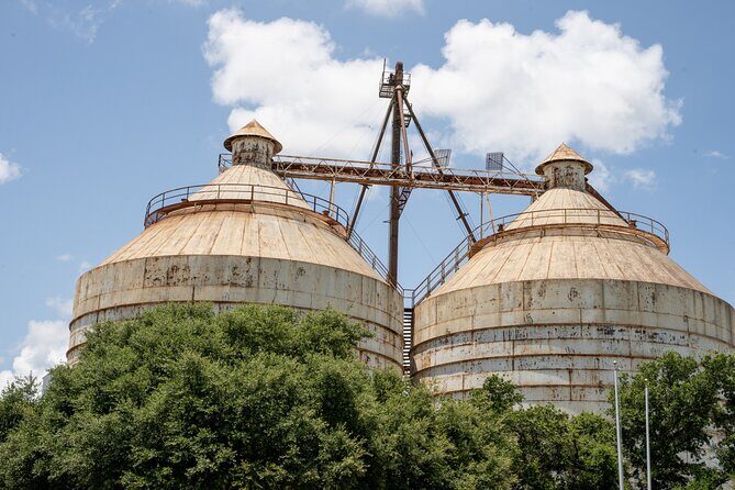 Haunted Private App Guided Ghost Walking Tour in Waco - The Experience: A Detailed Look at Waco’s Haunted Landmark Tour