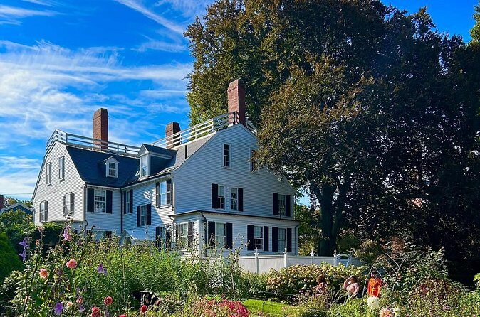 Haunted Salem: Witch Trials and Ghosts Tour - Who’s It Best For?