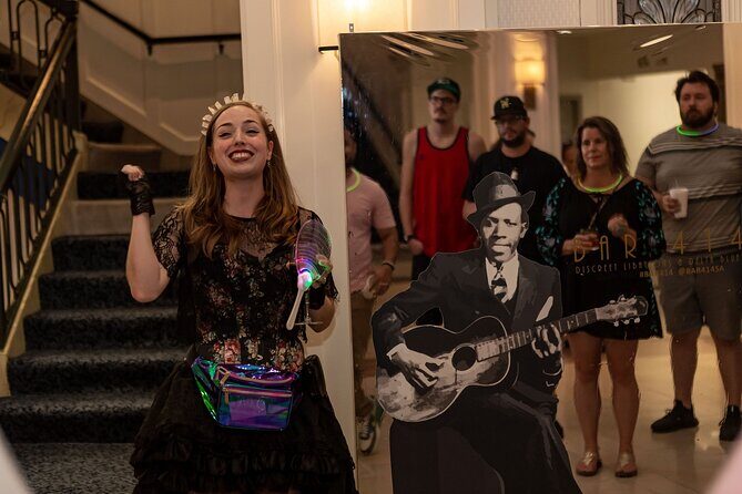 Haunted San Antonio Booze and Boos Ghost Walking Tour - What the Tour Looks Like: A Detailed Breakdown
