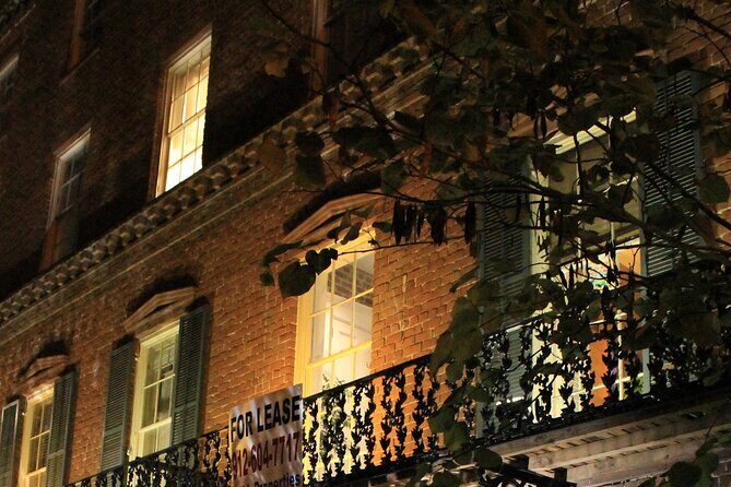 Haunted Savannah Booze and Boos Ghost Walking Tour - Overall Impressions and Who Will Love It