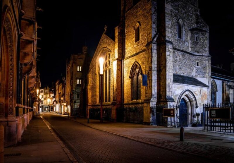 Haunted Stories of Cambridge  Private Walking Tour - What Makes This Tour Stand Out?