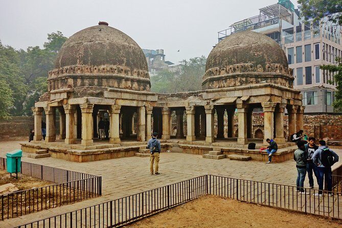 Hauz Khas Walking And Tasting Guided Tour - Transportation & Logistics: Traveling Like a Local