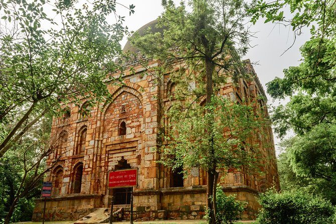 Hauz Khas Walking And Tasting Guided Tour - Who Will Love This Tour?