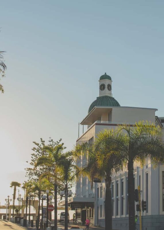 Havelock North: Urban Wine Tour with Tastings - Key Points