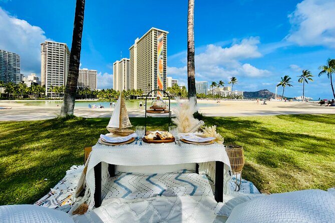 Hawaii Beach Picnic Date - Introducing the Hawaii Beach Picnic Date Experience