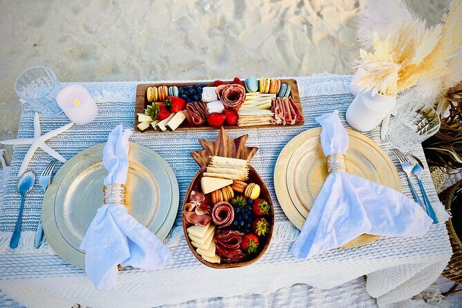 Hawaii Beach Picnic Date - Analyzing the Value