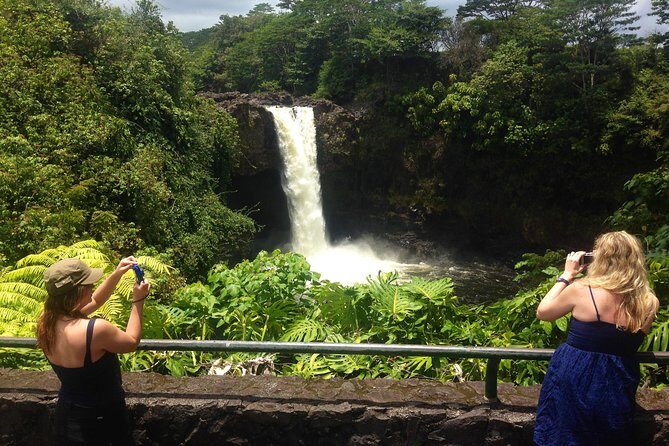Hawaii Big Island Circle Small Group Tour: Waterfalls - Hilo - Volcano - Black Sand Beach - Key Points