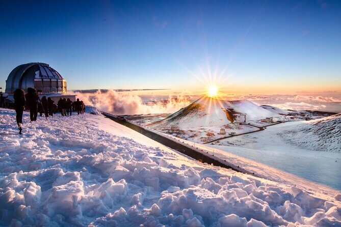 Hawaiis GOAT Experience: Mauna Kea Summit, Sunset & Stars - An In-Depth Look at the Mauna Kea Sunset and Stars Tour